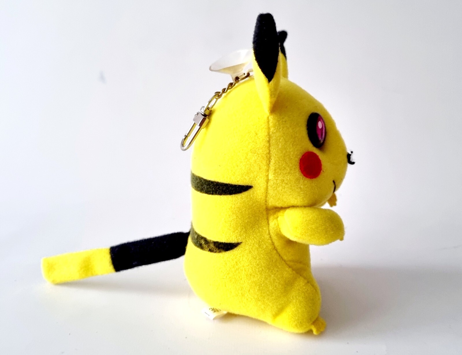Pokemon Pikachu 2000 Collectibles plush toy vintage keychain with sound ...