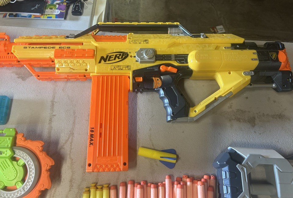 Nerf guns bulk Lot Retaliator Elite N Strike Modulus Regulator ...