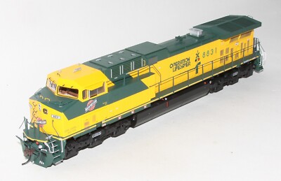 Athearn Genesis GE AC4400CW Chigaco & North Western CNW 8831 DCC Ready ...