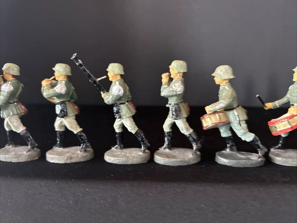 Elastolin Toy Soldiers WWII German Band (12) Figures | eBay
