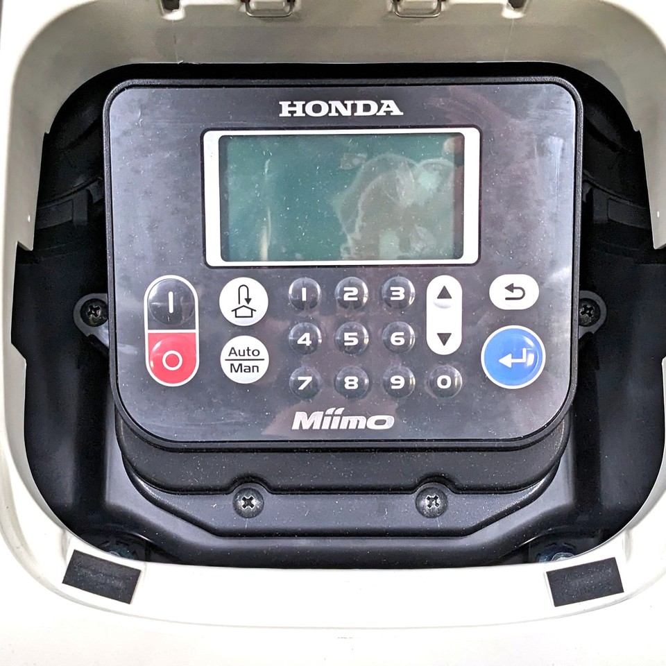 Honda Miimo HRM3000 Robotic Lawn Mower and Charging Base - European Plug | eBay