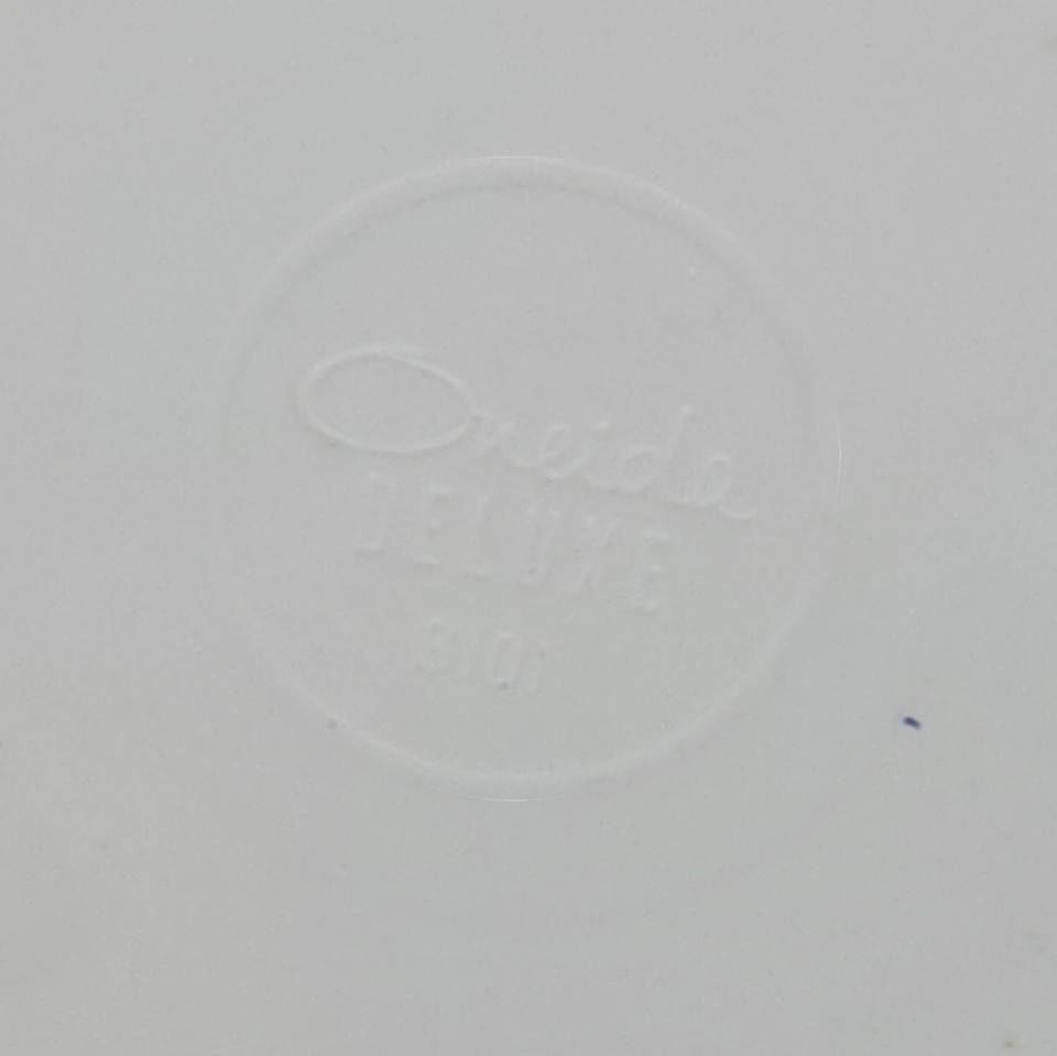 Oneida Vintage Peter Rabbit Children's Nursery Rhyme Dinnerware Set Set ...