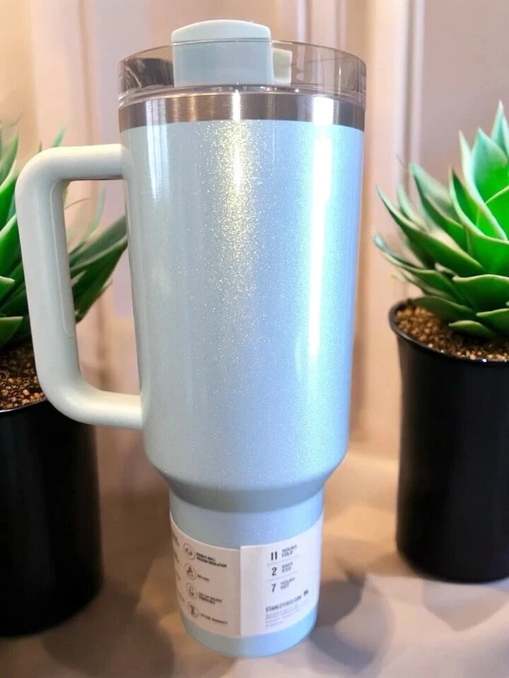 EXCLUSIVE Stanley 40 oz Stainless Steel H2.0 Flowstate Quencher ...