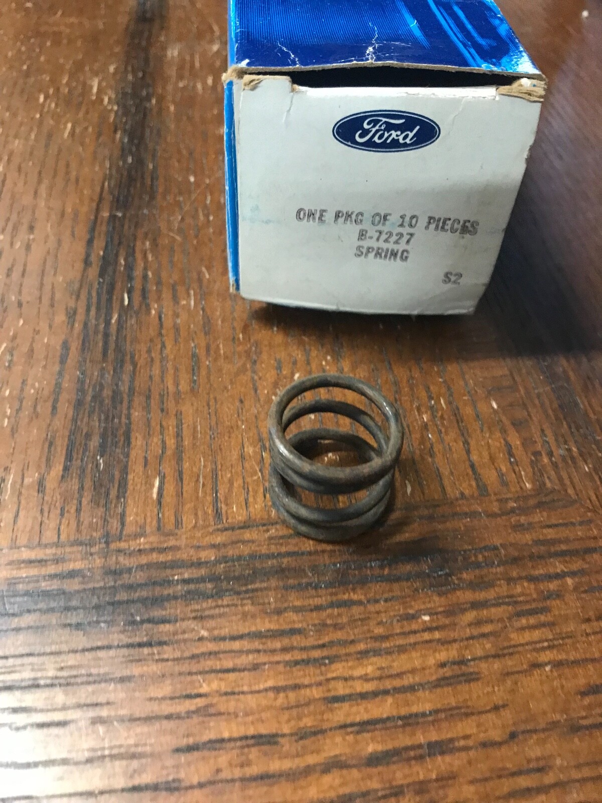 NOS 1929-1972 Ford Gear Shift Lever Spring B7227 F100/350 1932/39 1932/ ...