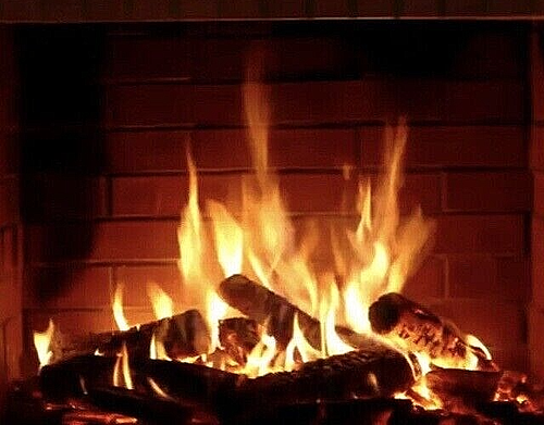 VIRTUAL FIRE PLACE LOG DVD SOOTHING RELAXING CALMING STRESS RELEIF FREE ...