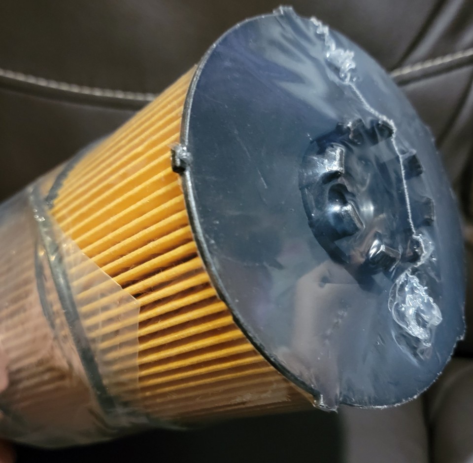 Oil Filter For Freightliner Detroit DD13, DD14, DD15 - New | eBay