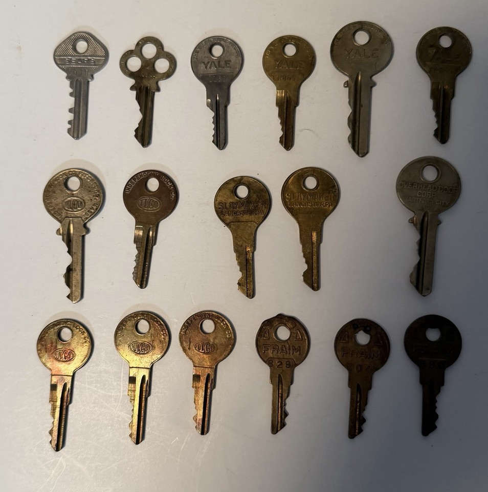 Lot of 119 Vintage Keys Skeleton Flat Pass Bit Barrel Old Antique 3 ...