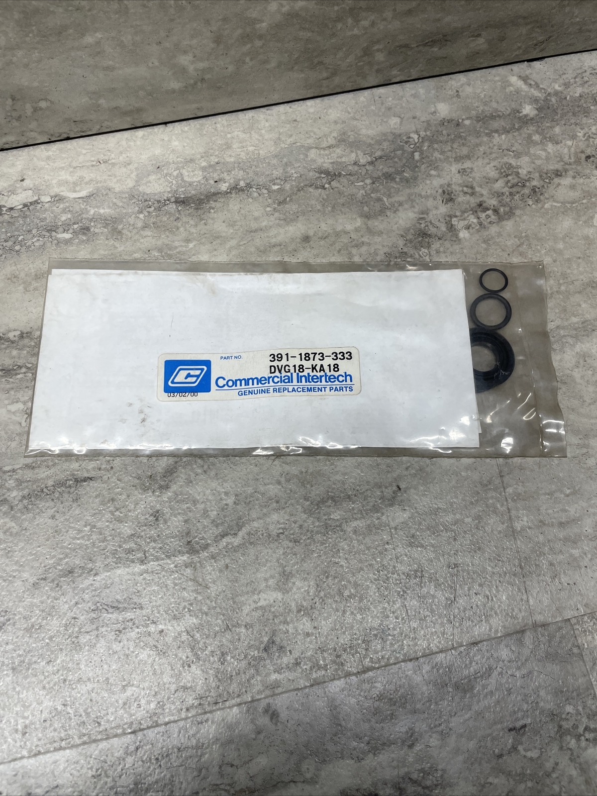 Commercial Intertech Parker 391-1873-333 DVG18-KA18 Valve Seal Kit, New ...