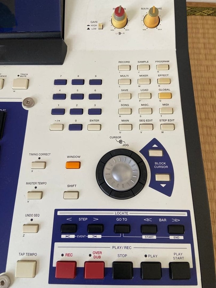 AKAI MPC 4000 Sampler & Replacement Screen and CD | eBay