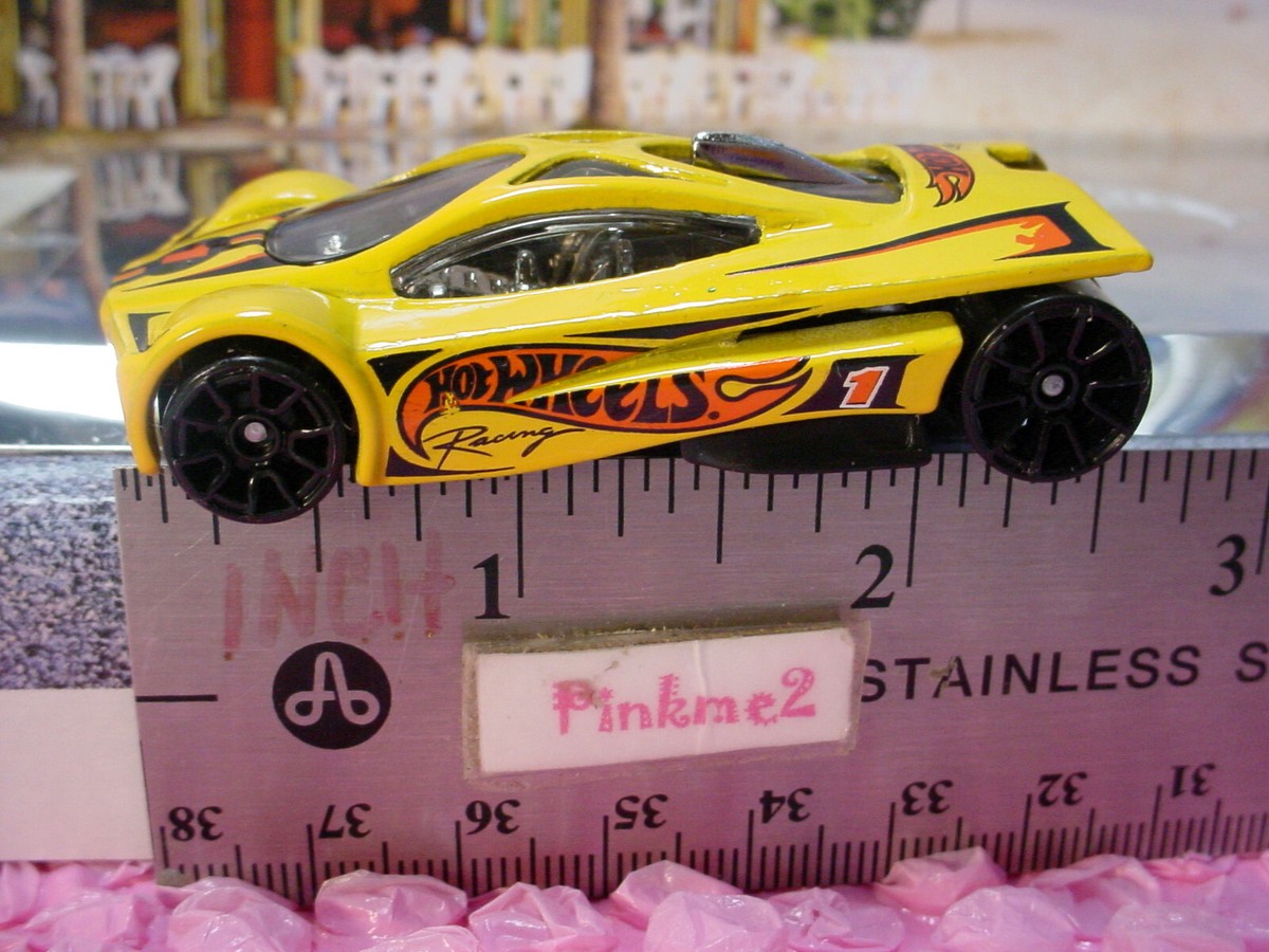 Hot Wheels Slingshot 2022