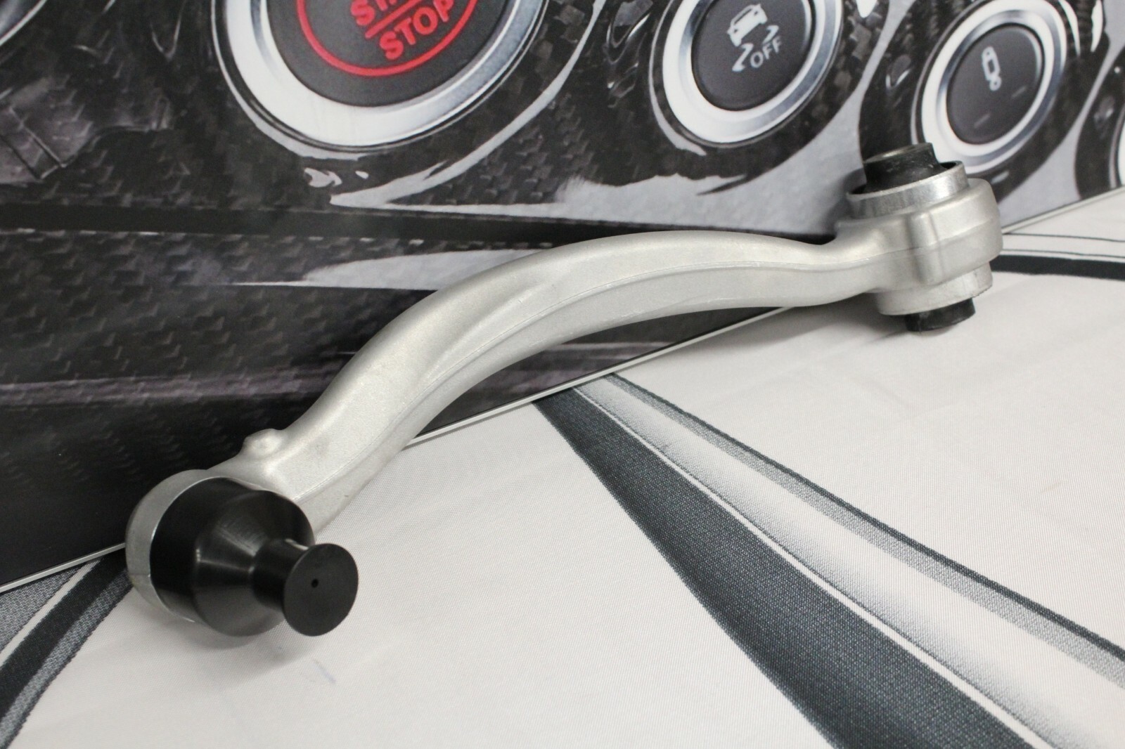 Genuine Mercedes-Benz W204 C-Class LH FRONT Bottom Suspension Arm ...