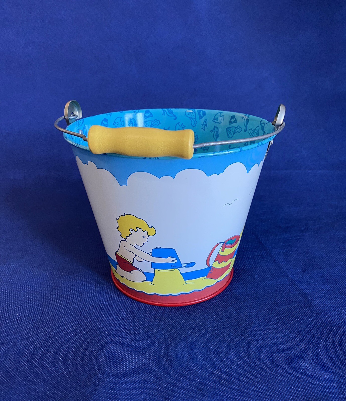 Vintage "Fun at the Beach" Schylling Tin Pail Sand Children's Bucket | eBay