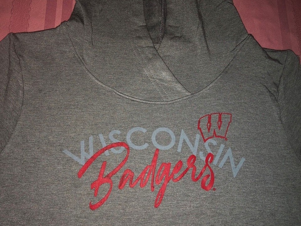 University Of Wisconsin Badgers Hoodie Medium Ladies Gray Cursive Logo ...