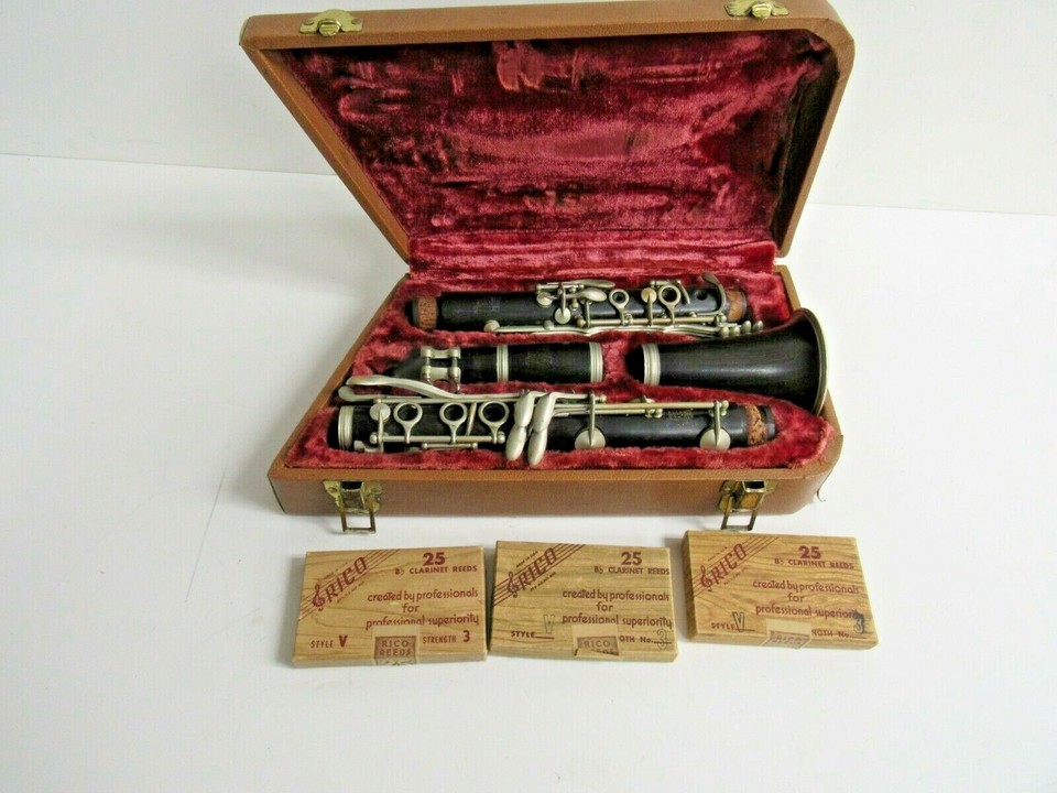 Emil Lyon Clarinet w/Hard Case | eBay