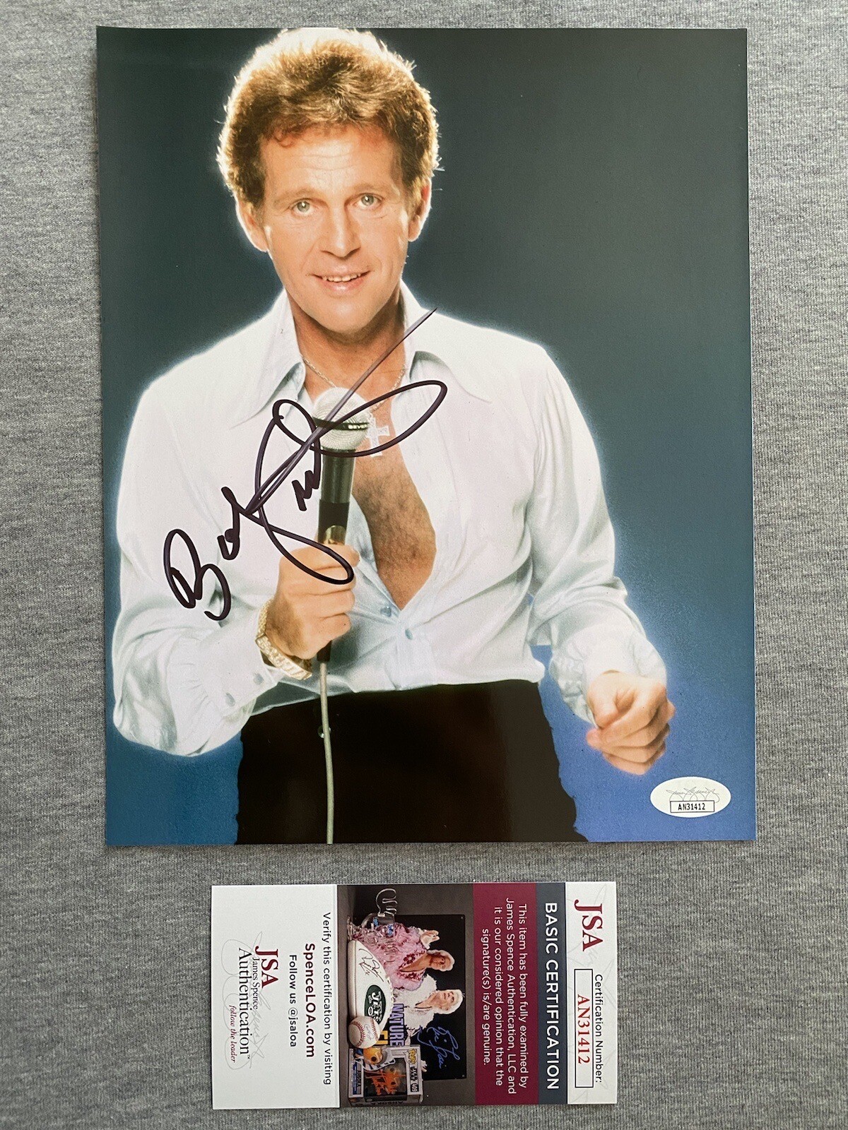 SINGER BOBBY VINTON AUTOGRAPH 8x10 CONCERT PHOTO "THE POLISH PRINCE ...