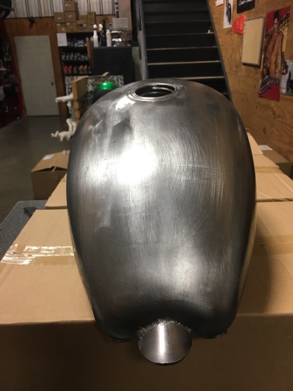 Mid-Tunnel Frisco Wassell Peanut Gas Tank - Harley Chopper Bobber ...