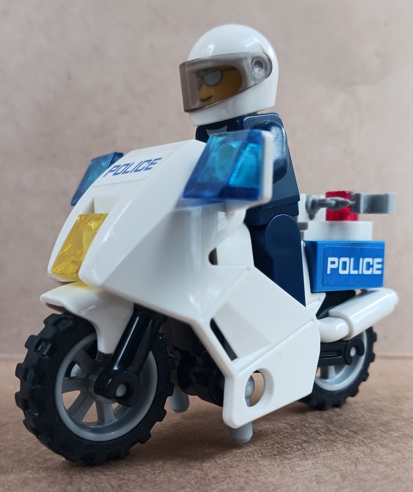 Lego Police Minifigure With Motorcycle Handcuffs Sunglasses Face Visor ...