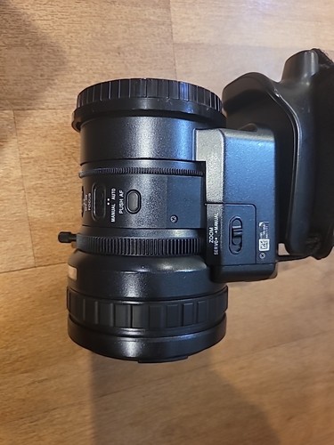 Fujinon HD Broadcast Zoom Lens w/ Grip – B4 Mount – Manual/Auto Focus ...