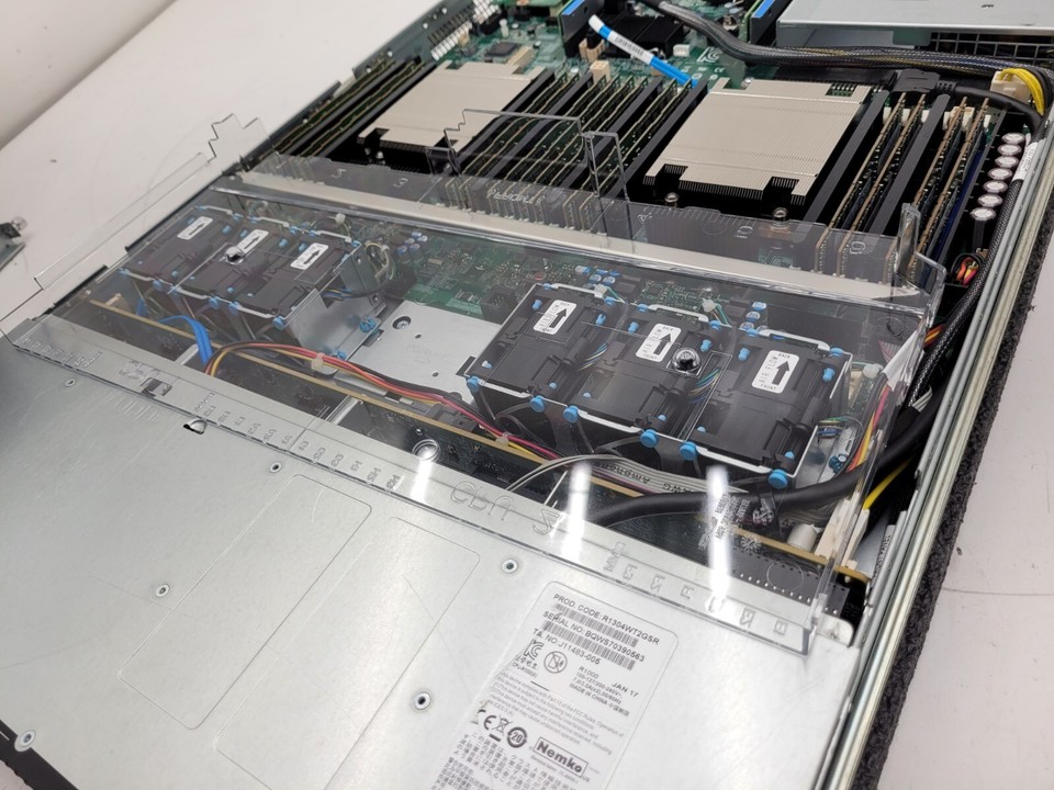 Intel S2600WT 1U 4-Bay LFF Workstation Server 2X E5-2699v4 256Gb RAM ...