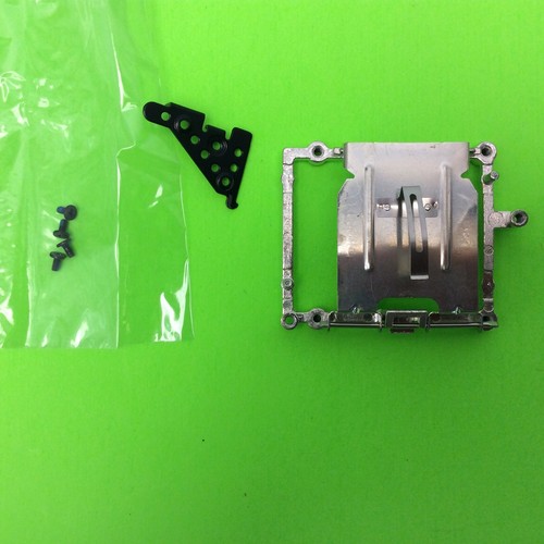 Dell Inspiron 8200 PP01X Laptop 2 Brackets Bracket 2D952-01 AMP0NG15000 ...