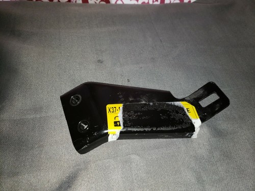 GM LH Front Bumper Bracket Brace GM 22829663 OEM | eBay