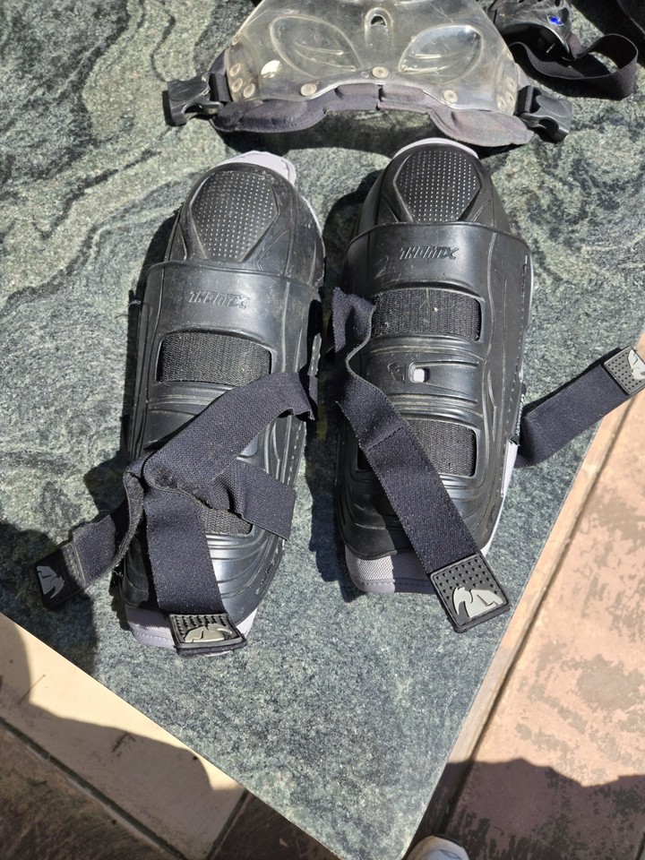 Fox Racing Chest Plate ,Thor Quadrant, Adult Elbow Knee Shin Guard ...