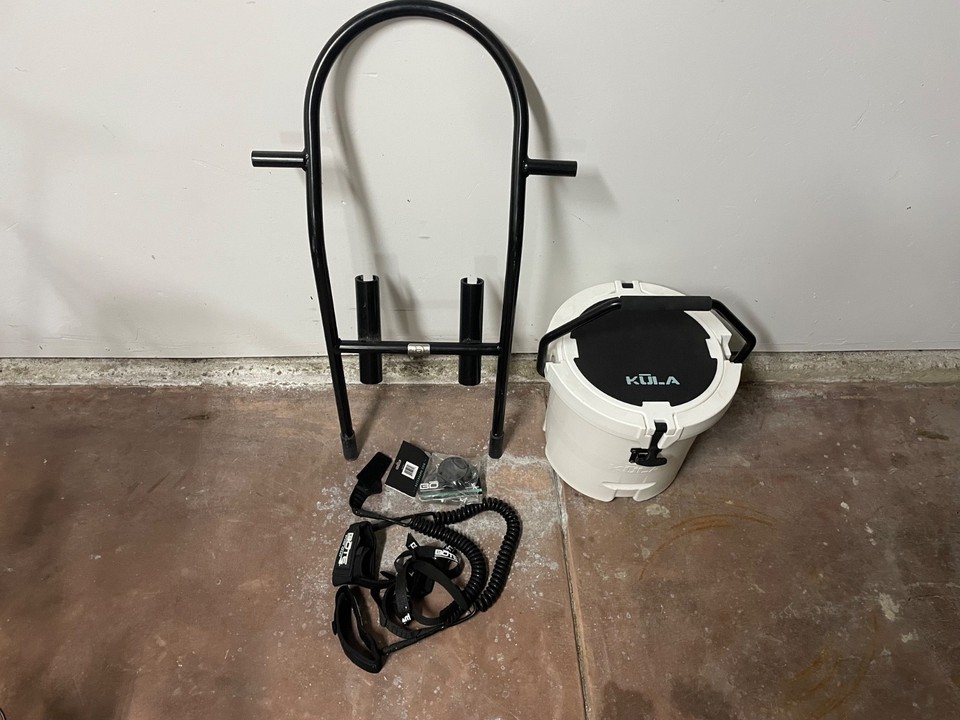 BOTE KULA 5 Gallon MAGNEPOD COOLER Round Fishing pool stand bar 2 leash ...