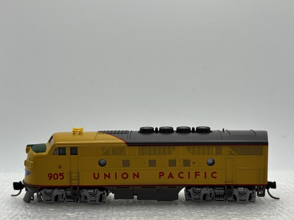 N Scale KATO Union Pacific F3-A Phase II Diesel Locomotive UP #905 | eBay