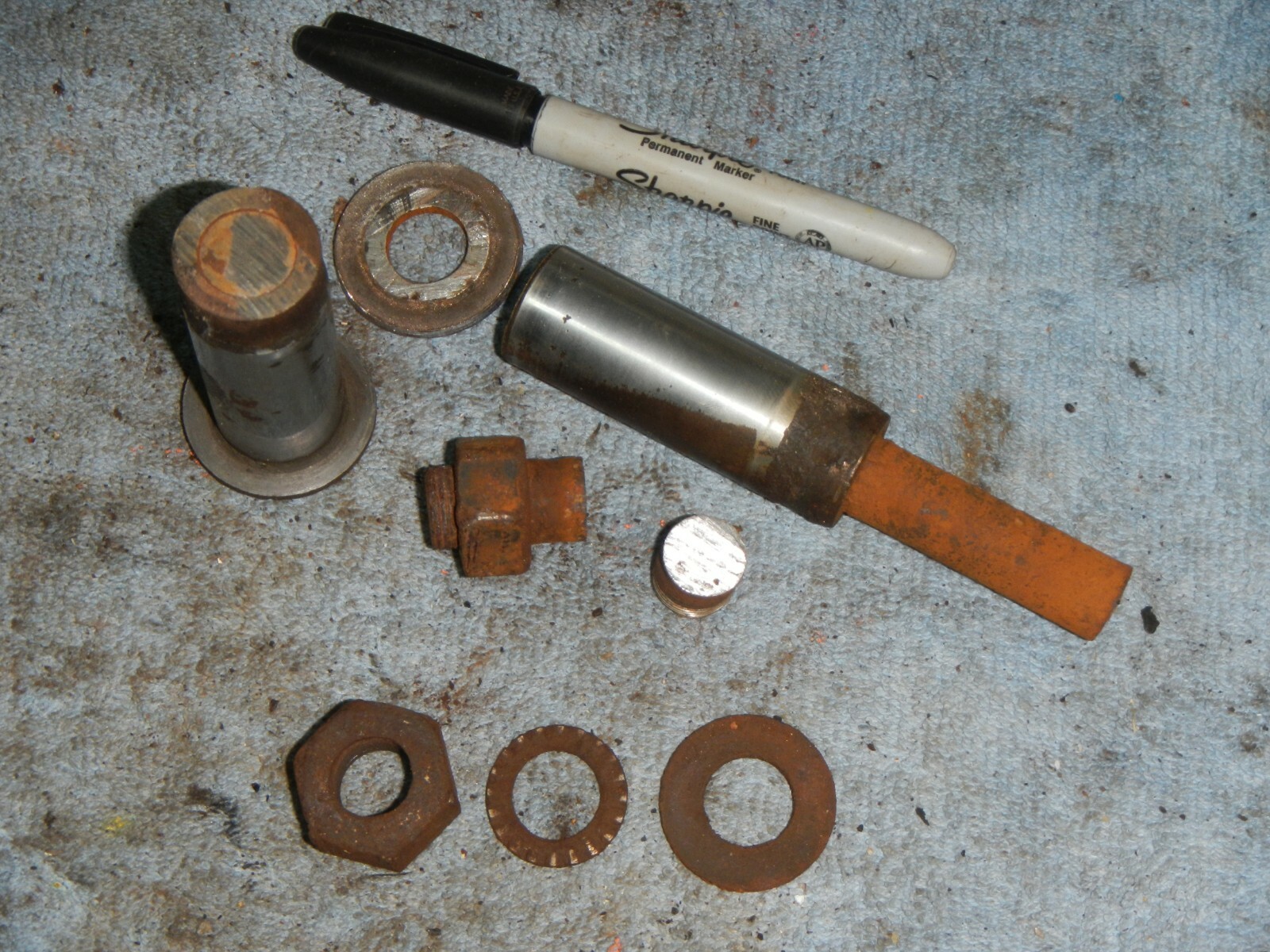Swingarm swing arm mount pivot bolt nut 1976 76 BULTACO 250 PURSANG MK9 ...
