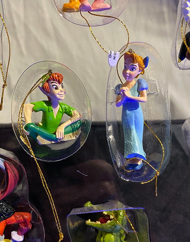 Walt Disney's PETER PAN - Christmas Storybook Collection Character ...