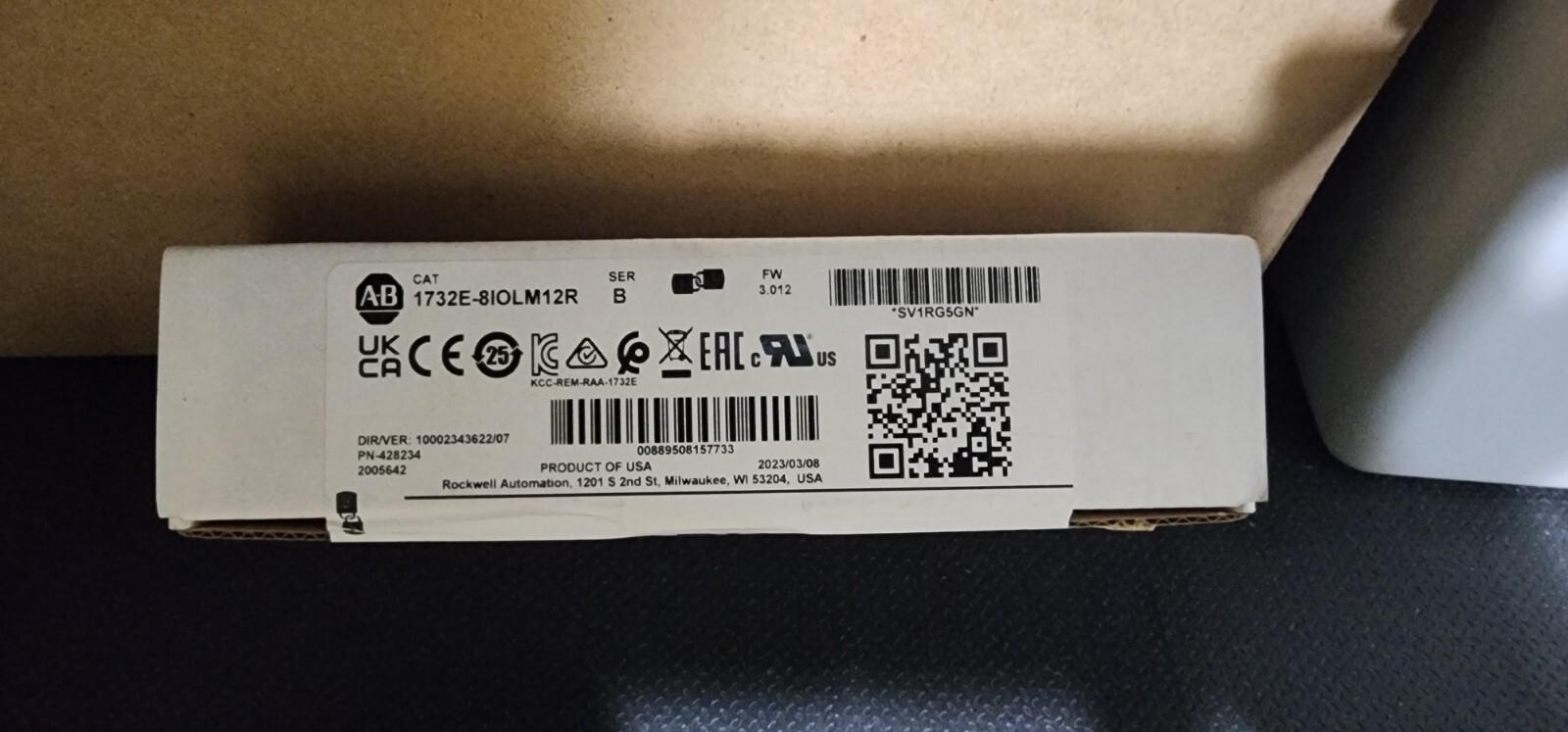 **NEW 2023 Allen-Bradley 1732E-8IOLM12R, IO-Link master module, 8 ...