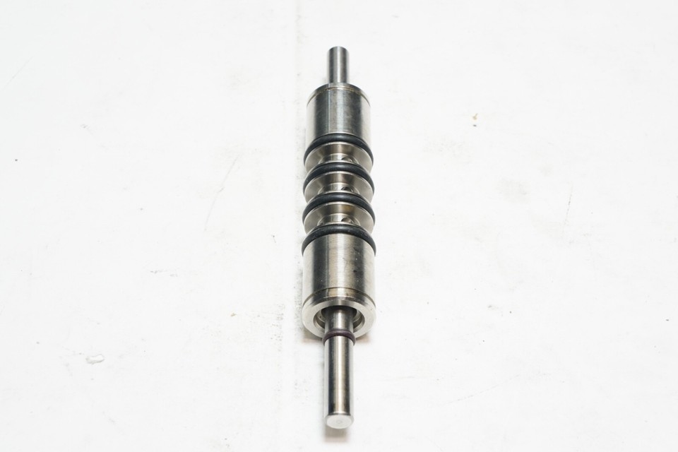 New OEM Wilden 15-3884-99 Pilot Sleeve Assembly Connection Inlet 3 ...