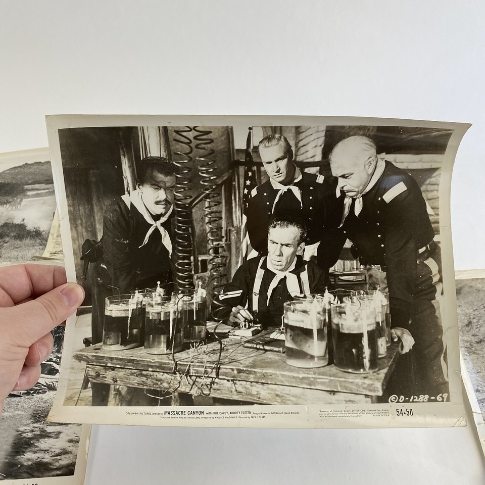 Vintage Photos Movie Stills Massacre Canyon 1954 Philip Carey John ...