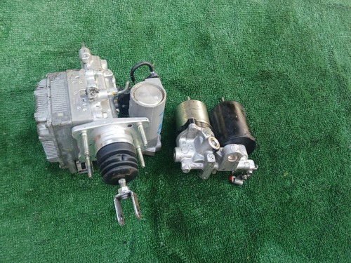 2010-2015 Toyota Prius Hybrid ABS Brake Pump Actuator Booster Set | eBay