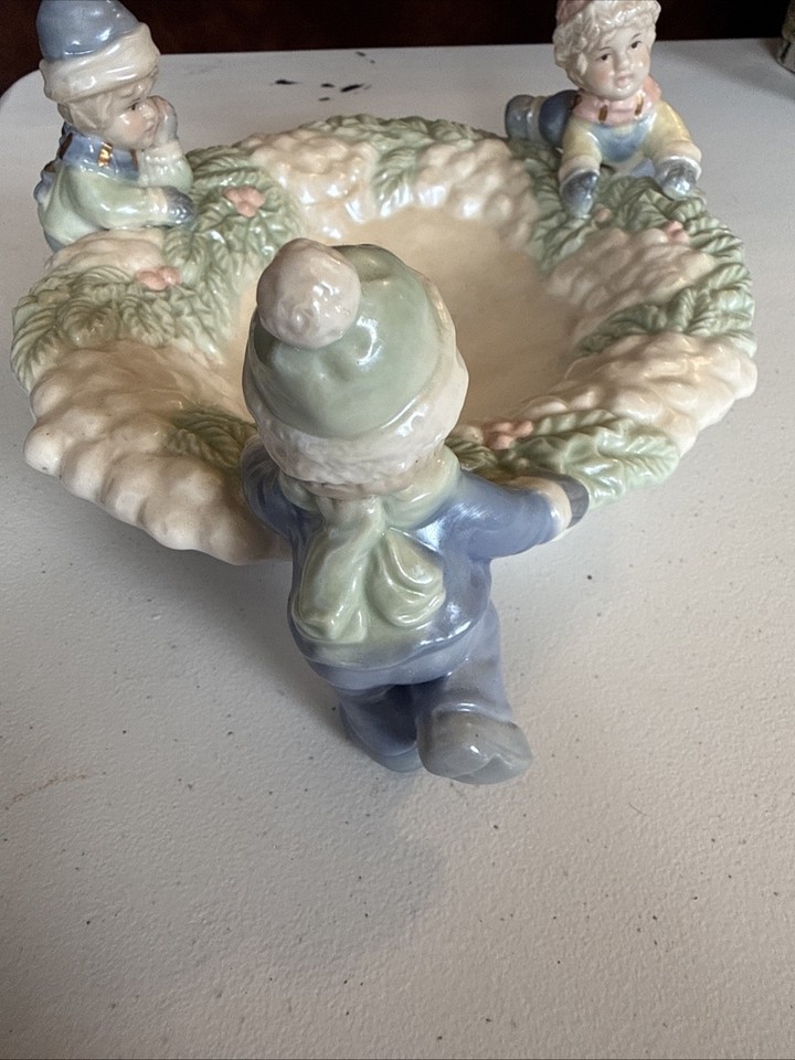 CRACKER BARREL Hand Painted Porcelain CANDY DISH Pearly Snow Christmas ...