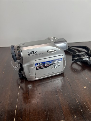 JVC GR-D350U Digital Video Camera Mini DV Camcorder ** Untested No ...