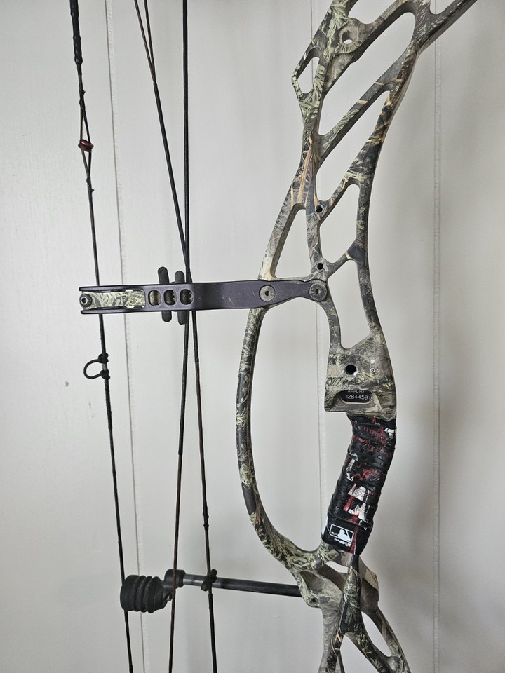 Hoyt Defiant Compound Bow | eBay