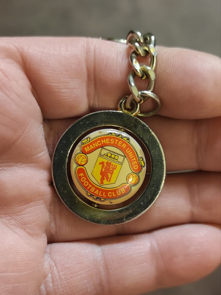 🔴Football Soccer MANCHESTER UNITED FC beautiful keychain🔴 | eBay