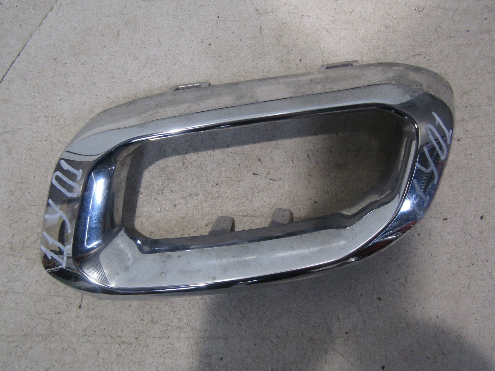 MERCEDES V167 GLE REAR EXHAUST TRIM CHROME LEFT P/N: A1678856900 REF ...