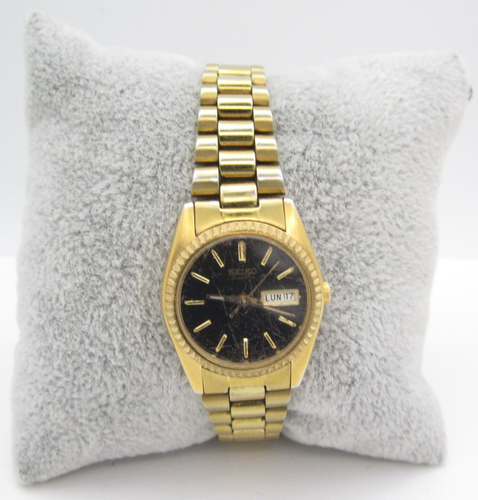 Women Seiko Day Date Quartz WR Analog 23mm Round Watch (H749) "Untested ...