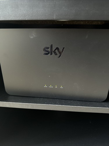 Sky Broadband Q Router 4.2 Hub Latest Model SR204 (FOR ULTRAFAST FIBRE ...