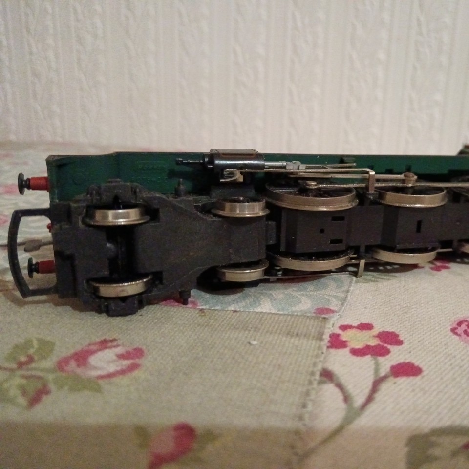 HORNBY 'OO' GAUGE GWR GREEN 4-6-0 KING CLASS 'KING EDWARD I' 6024 STEAM ...