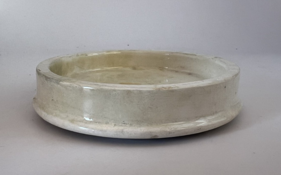 BEAR LION & COCK - PLAIN FLOOR & FANCY BORDER - PRATTWARE BEARS GREASE ...