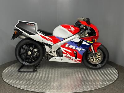 Honda RVF 750 RC45 1995 with 2580 KM - Original Condition | eBay
