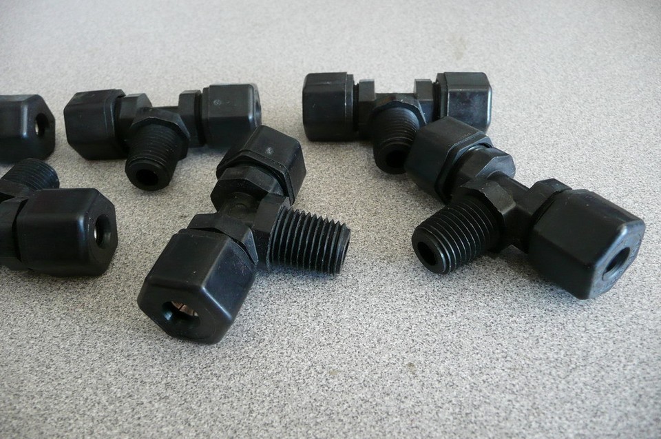 One Lot Parker Fast & Tite Branch Tee P4MT4, PPL, 1/4"Tube x 1/4"Tube x ...