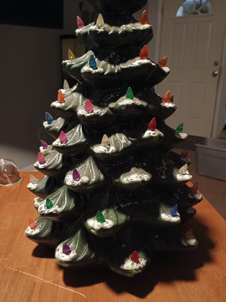 Vintage Atlantic MoldCeramic Flocked Christmas Tree 17 With Lights - No ...