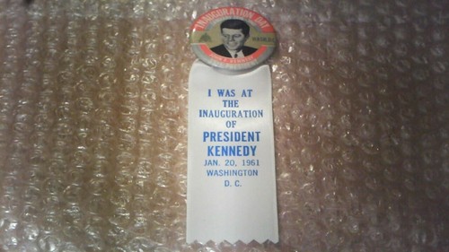 JOHN F. KENNEDY ORIGINAL VINTAGE AND RARE INAUGURATION PINBACK-RIBBON ...
