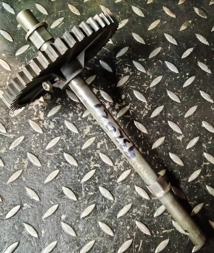 Ariens 932027 ST724 Snowblower Axle 03208800 Gear 03226000 & Bushings ...