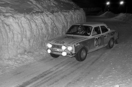 Hannu Mikkola and Jim Porter Ford Escort RS 1600 MKI 1973 Rally Car Old ...