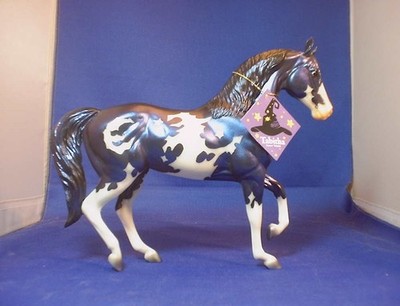 BREYER TABITHA HALLOWEEN HORSE SR #712451 GLOW IN THE DARK NEW WITH TAG ...
